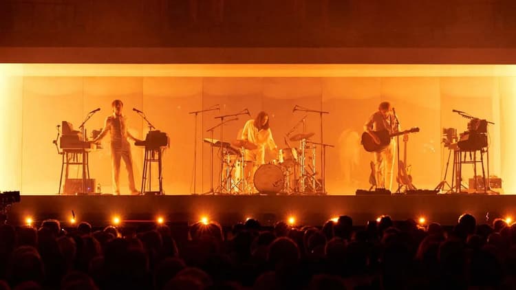 Air play "Moon Safari" @ Royal Albert Hall (2024) — Ratings & Reviews ...